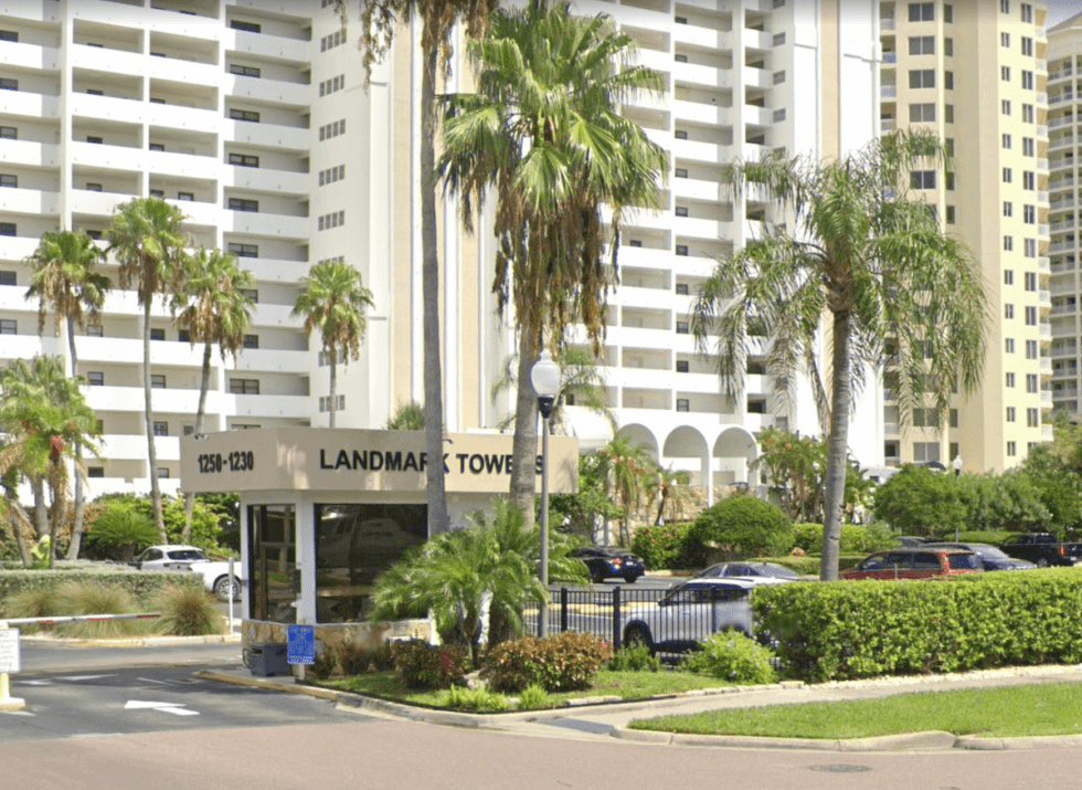 Photo Gallery - Landmark Towers